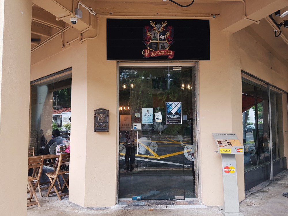 Platform 1094 Harry Potter Cafe – Love Bella Vida