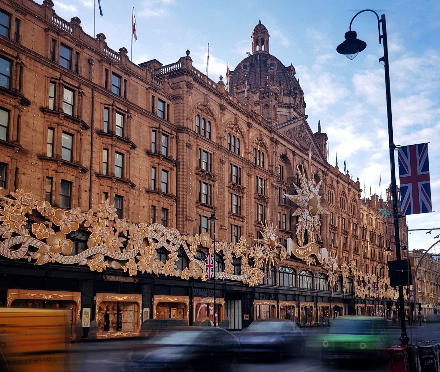 A Guide to Shopping in Harrods London – Love Bella Vida